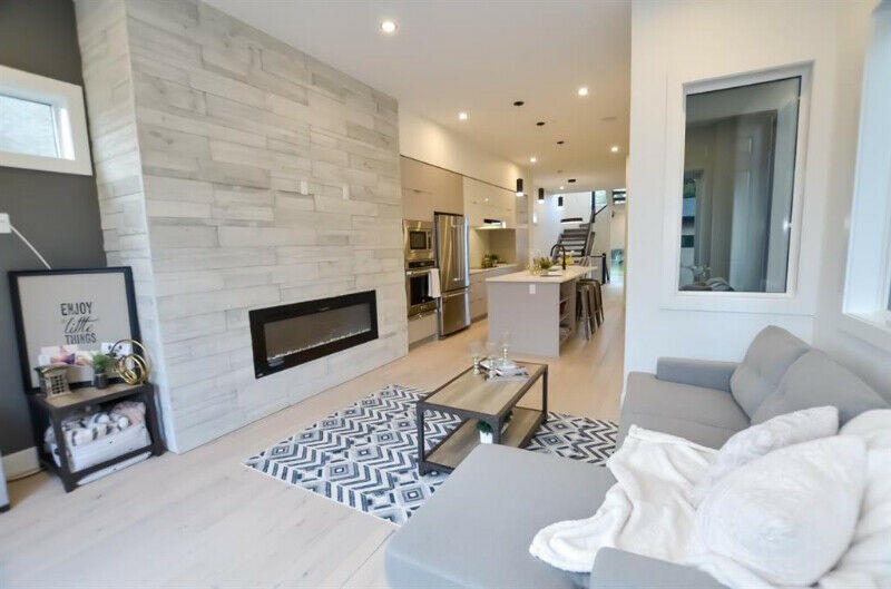 Prelist - BRAND NEW LUXURY HOME - FULLY FINISHED